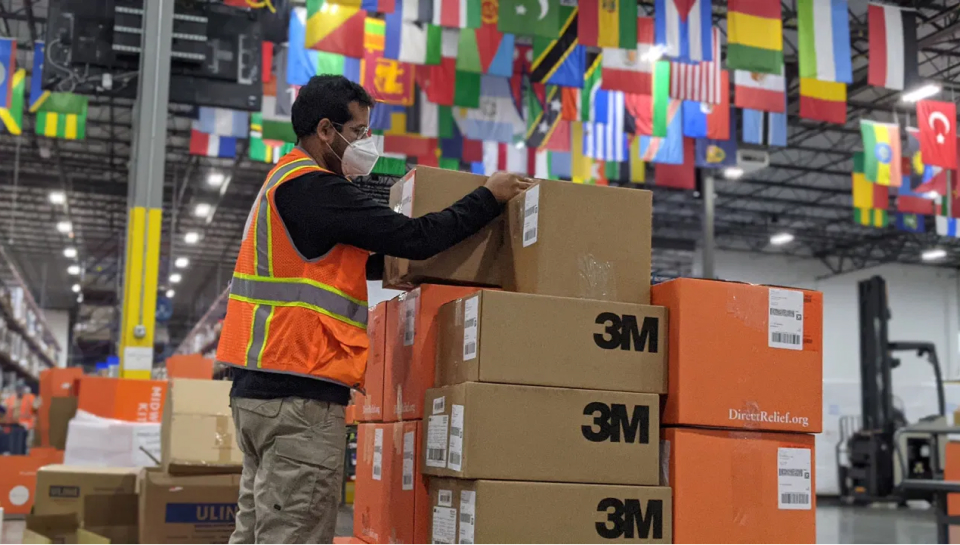 Donation of 400 Life-Saving Ventilators - Bahaa and Hassnah Hariri ...